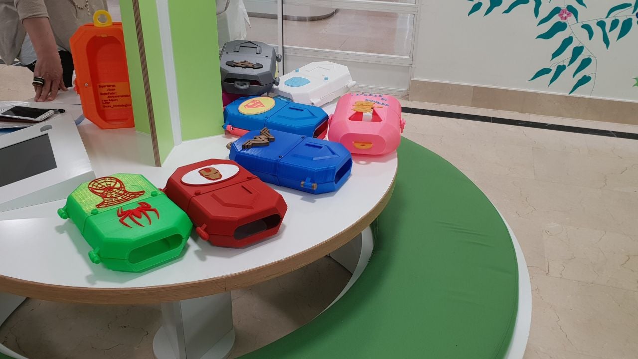 Chemobox: cajas de quimioterapia de superhéroes, para niños enfermos ...