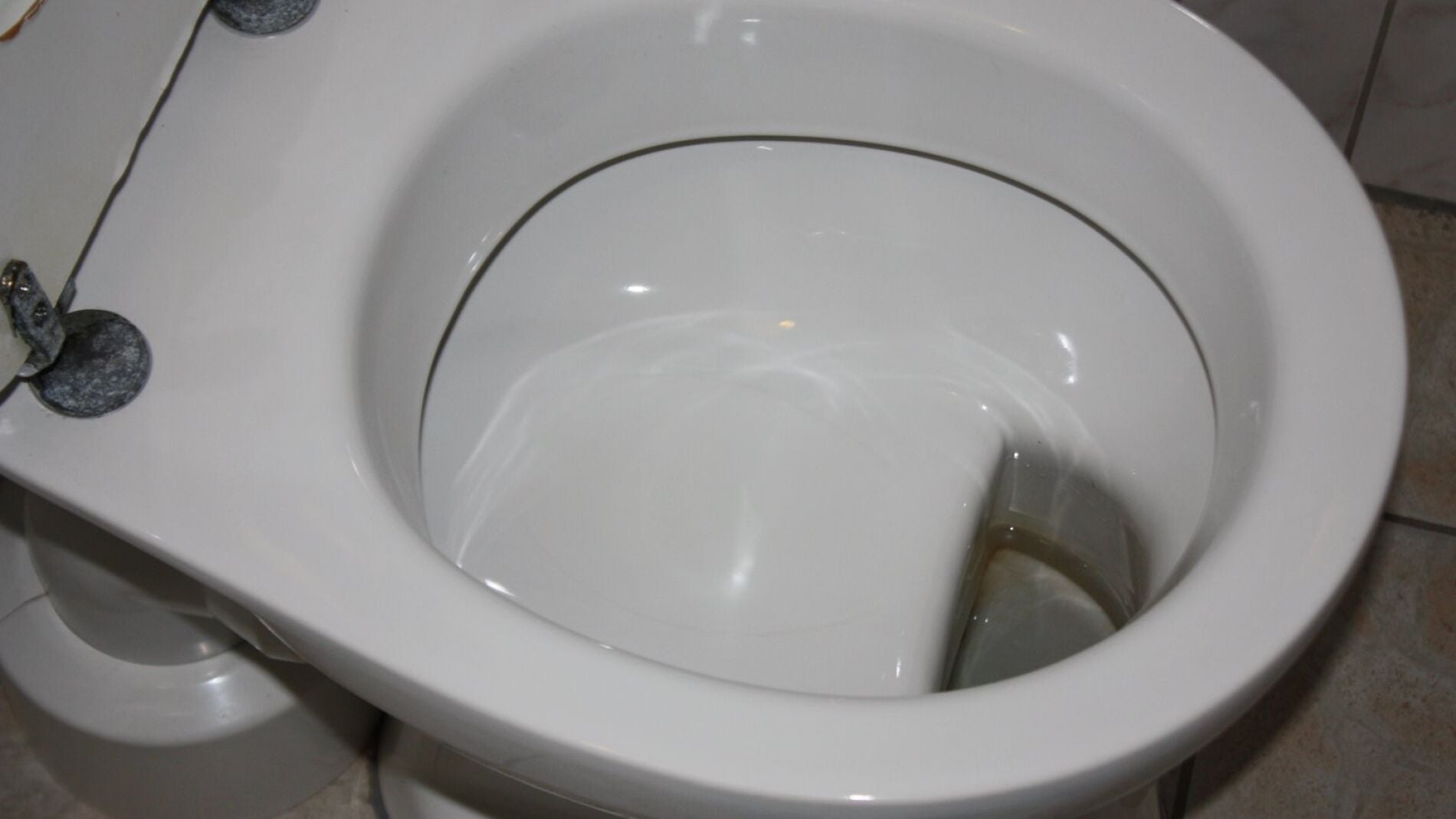 Así son los 8 diferentes tipos de váteres que puedes encontrar en el mundo