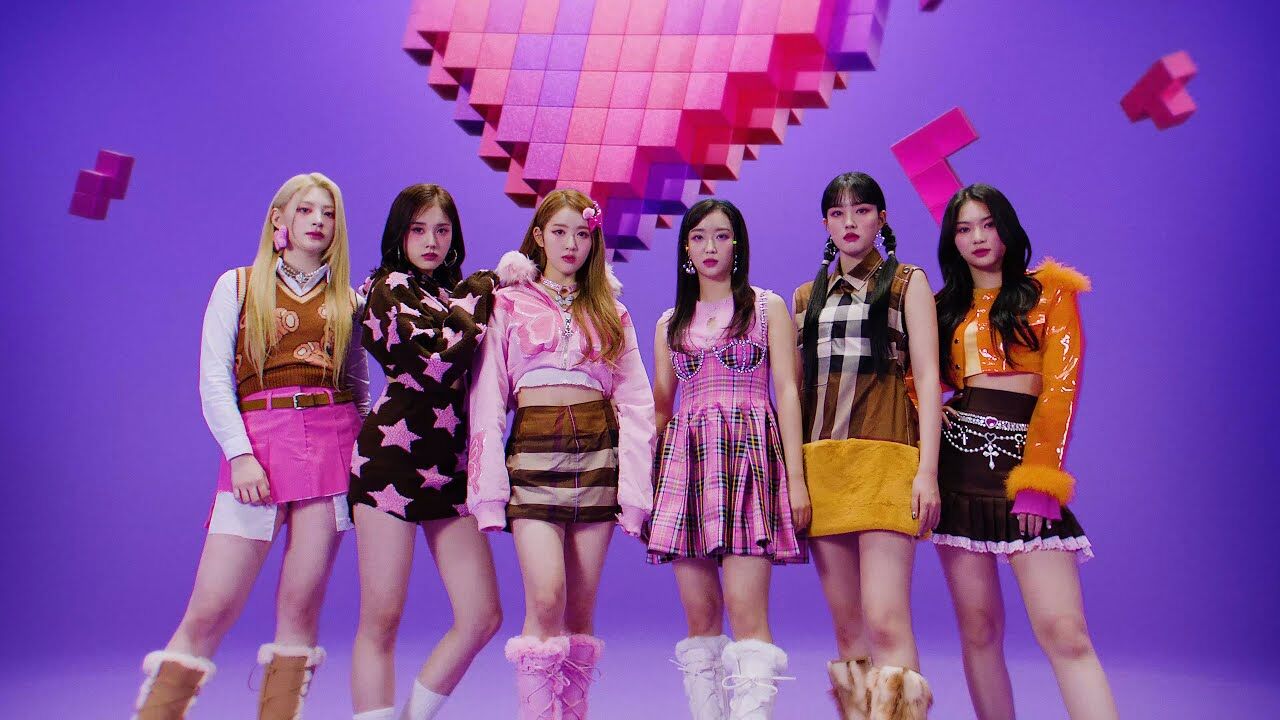 STAYC hace su Japan Debut con 'Poppy' y reaviva el fervor por Harajuku