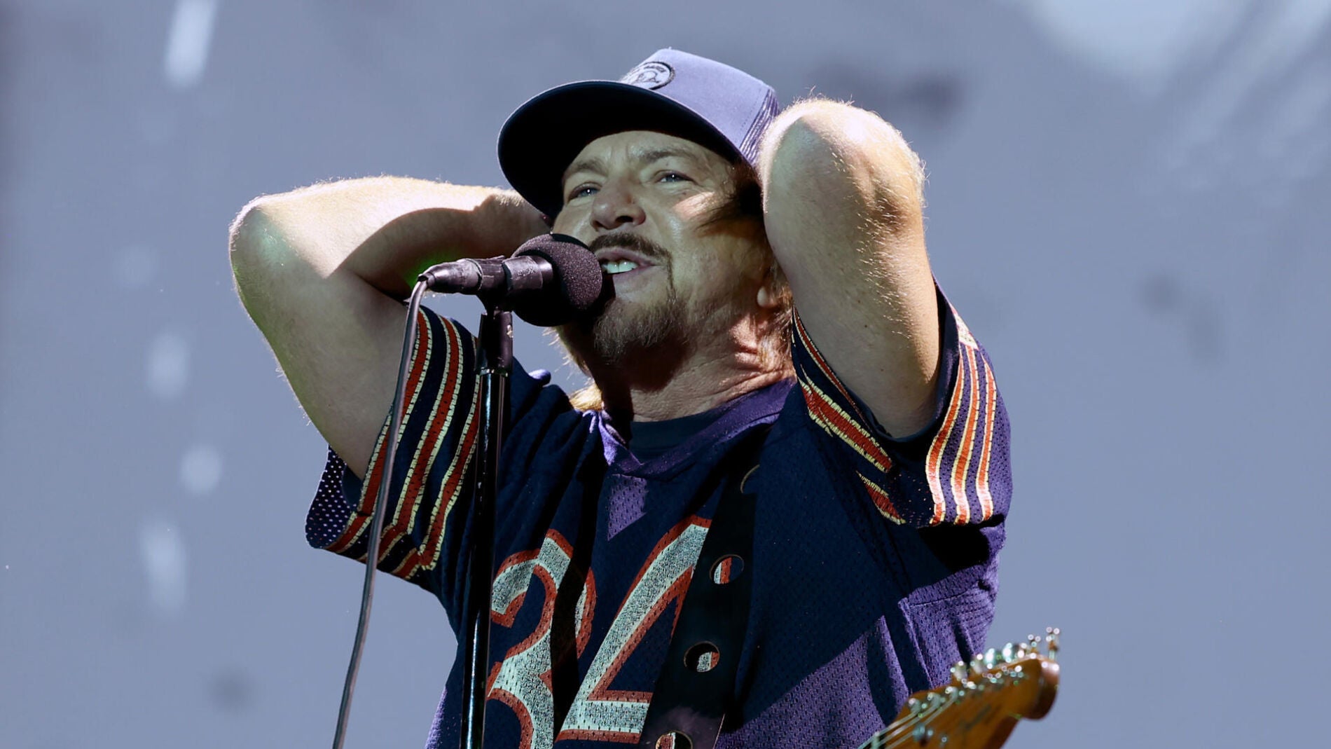 Pearl Jam celebra la amistad en el Mad Cool con un poderoso concierto ...