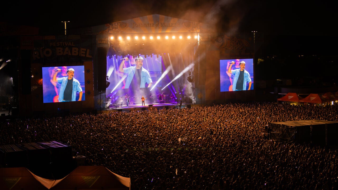 Estopa demuestran por qué son una de las mejores bandas españolas de todos los tiempos en Río Babel