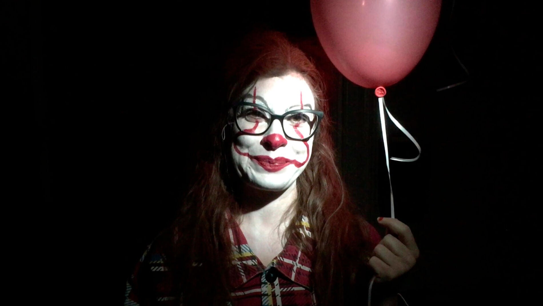 Isa Calderón se adentra en el universo de Stephen King en esta Review