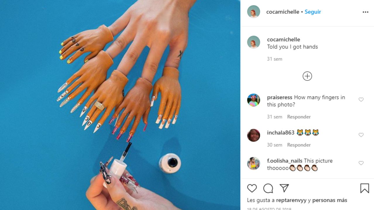 Coca Michelle, la excéntrica artista responsable de las uñas de Rosalía ...
