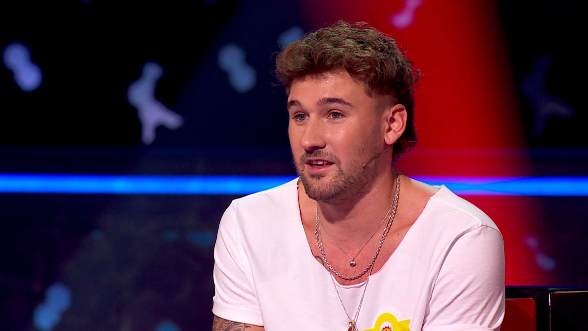 Dani Fernández presenta Todo cambia desde una jaula de cristal en el ...