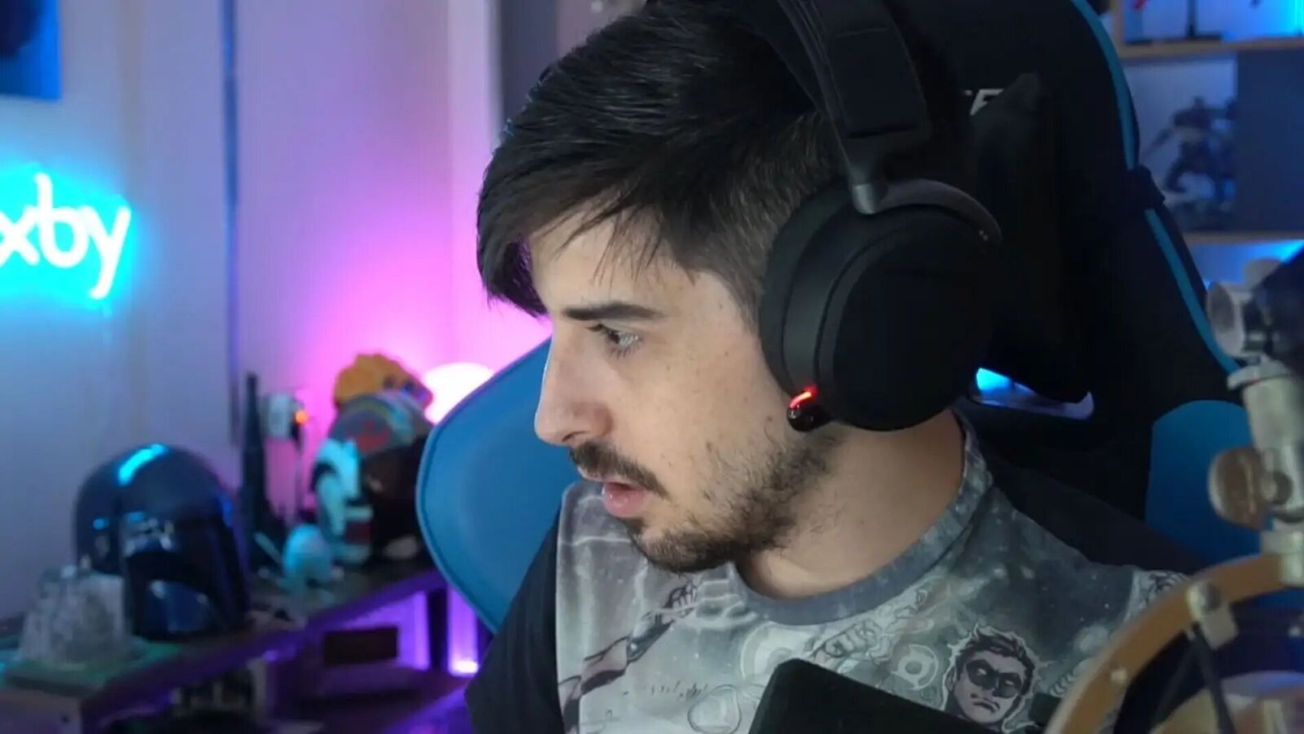 Alexby presenta a su nueva novia en Instagram y sus fans se vuelven locos