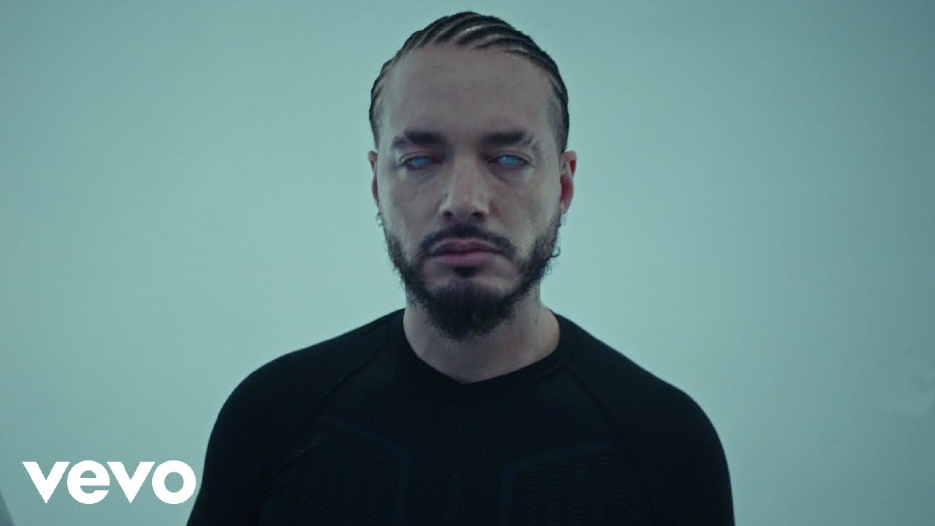 J Balvin arranca una "nueva etapa" de la mano de Chencho Corleone con ...