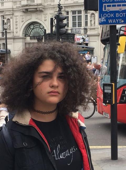 Se saca la carrera de arquitectura para poder contestar un comentario ...