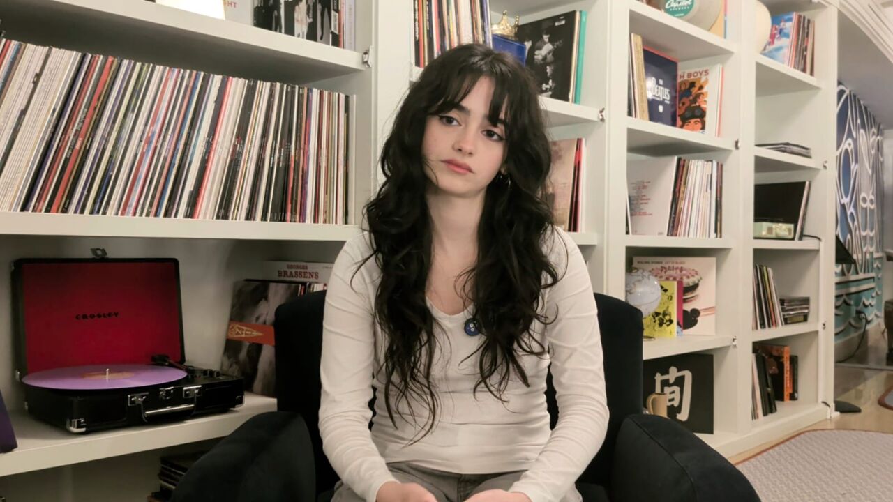 Entrevista a Candela Gómez: "Era una niña habla de un abuso de poder"